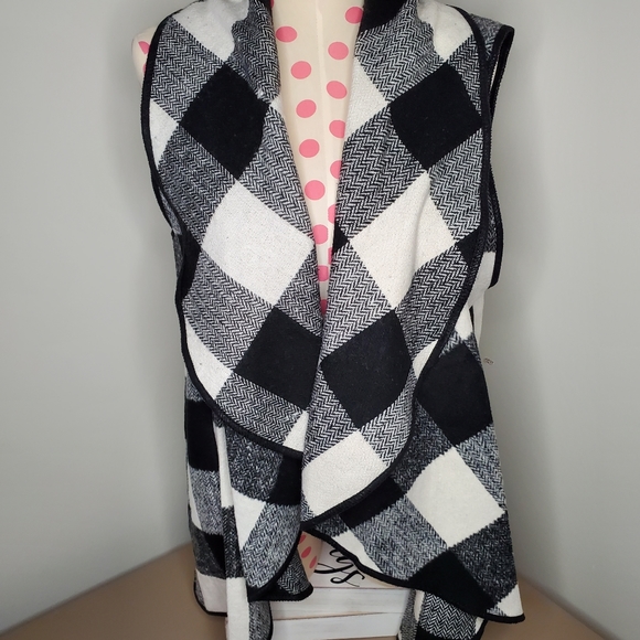 FAVLUX | Jackets & Coats | Checkered Vest | Poshmark